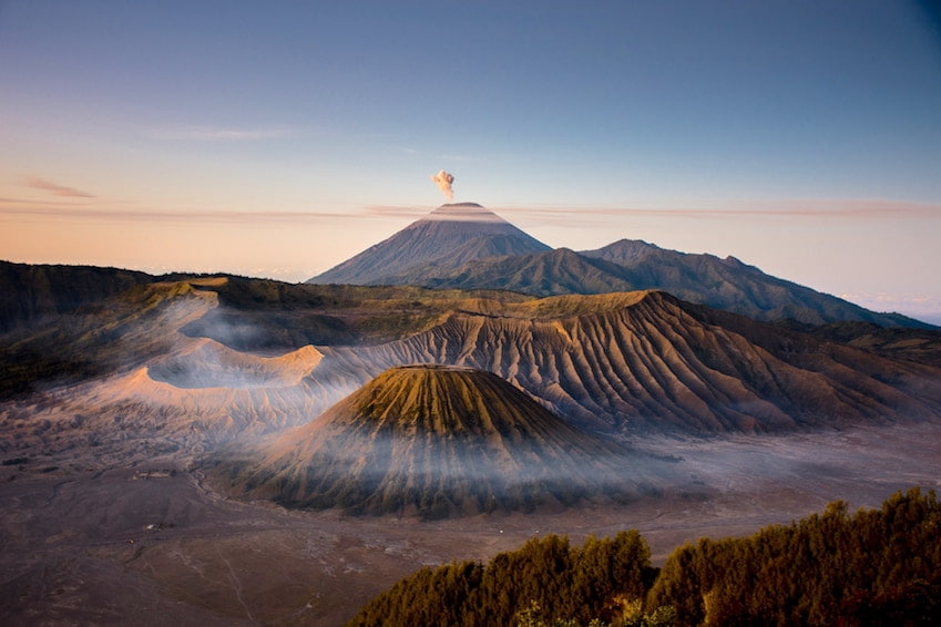 Conquering Indonesia's most beautiful volcanoes | Villanovo