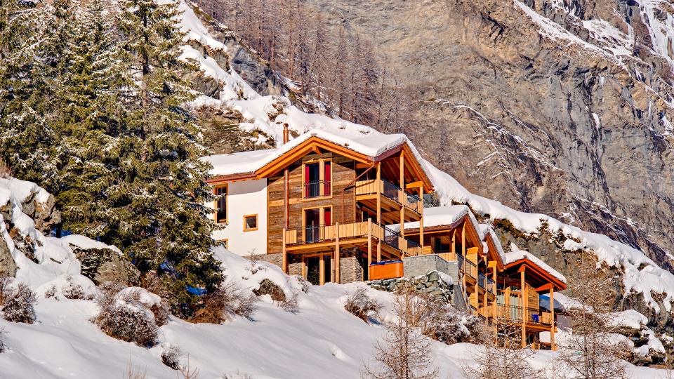 Luxury villa rentals Swiss Alps | Villanovo