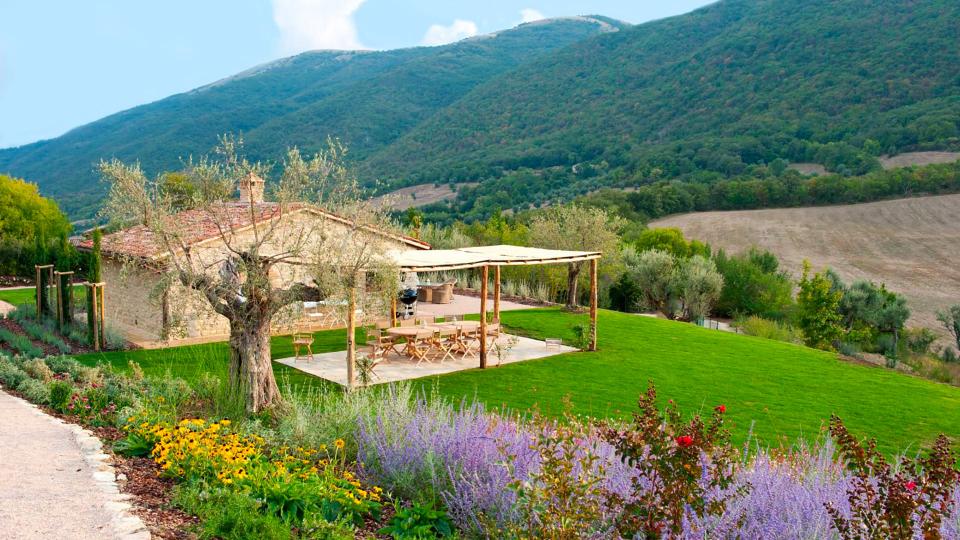 Rent a luxury villa in Italy | Villanovo